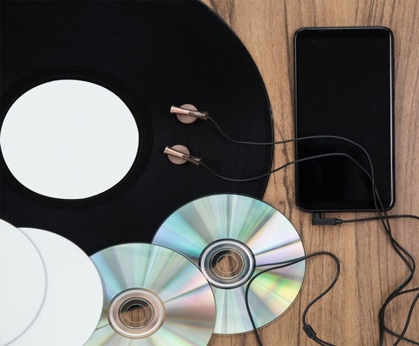 Vinyl Record Vs. CD: What's the Difference? - FreestyleVinyl